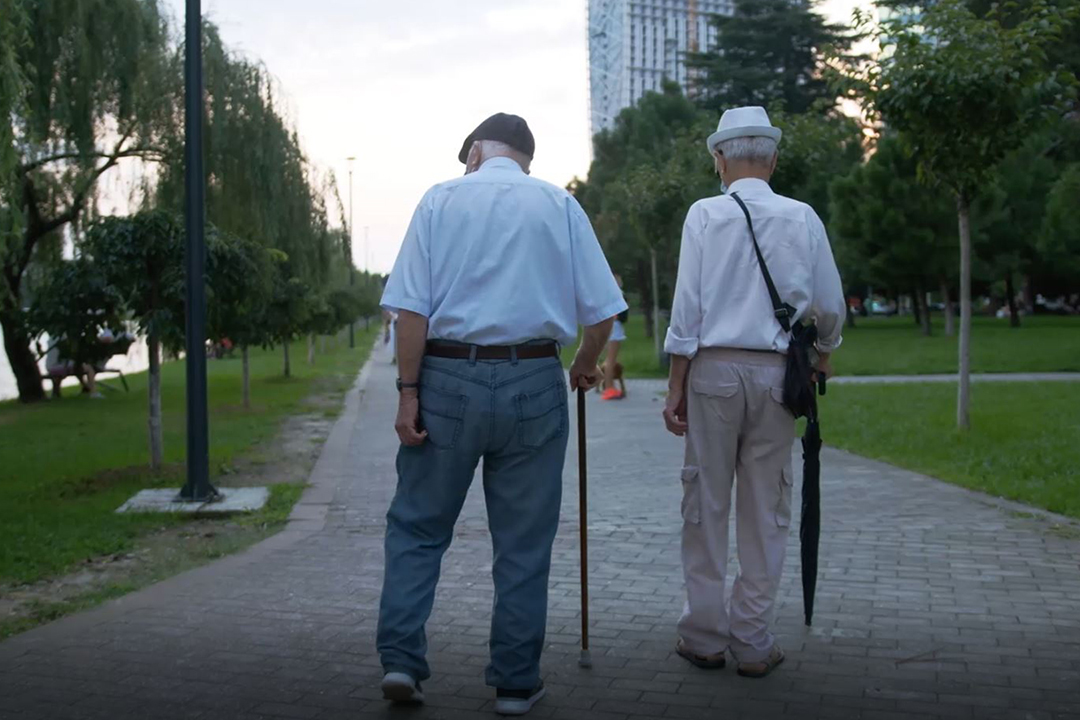 Dr Ross gives a deep dive into the condition called frailty | The Check ...